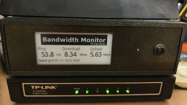 A Raspberry Pi Zero W Bandwidth Monitor - Hackster.io