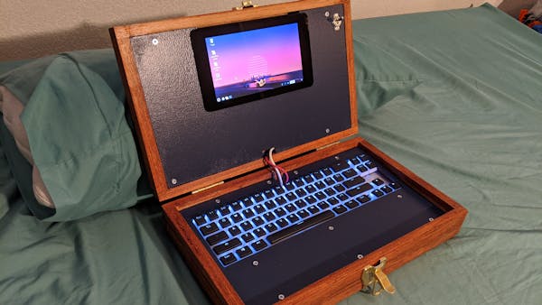 This Homemade Raspberry Pi Laptop Features a Mechanical Keyboard ...