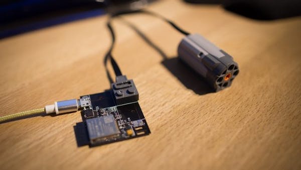 This ESP32-Based Remote Works with LEGO Technic Motors — and Steam Controllers - Hackster.io