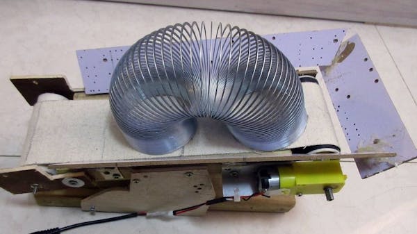 We Can Watch This Slinky Machine All Day - Hackster.io
