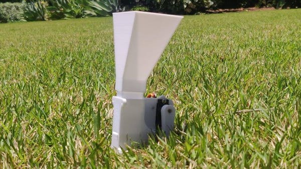 Automated Hopper Feeds Pet Rat Four Pellets Per Day - Hackster.io