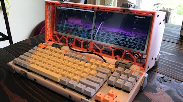 Dual-Screen Deck with a Built-In SDR Receiver - Hackster.io