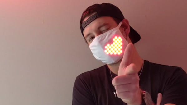 This LED Face Mask Is Capable of Showing Short Messages and Animations ...
