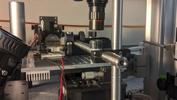 New "Weather-Proof" Beam-Steering Chip Could Lead to LIDAR with No ...