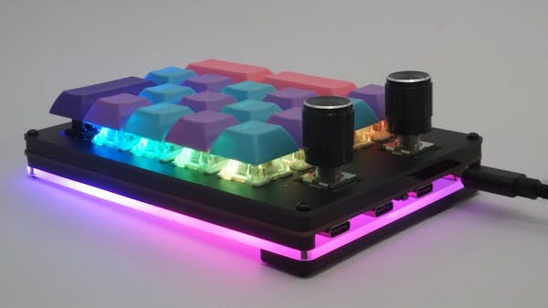 Work Smarter Not Harder with the Hub20 Programmable Macro Numberpad ...