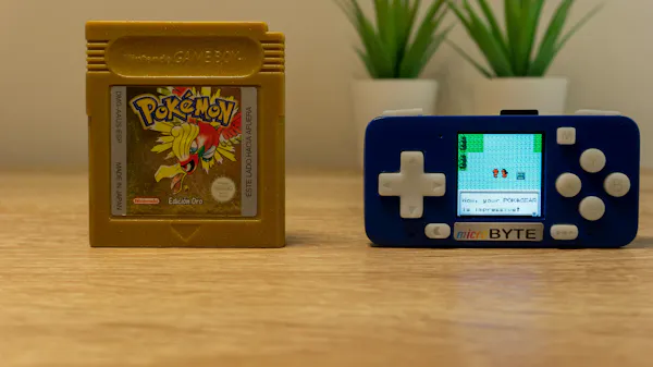 microByte Is a Tiny, Open Source Handheld Video Game Console You Can ...