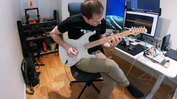 Raspberry Pi Pico Converts Electric Guitar Signals to MIDI - Hackster.io
