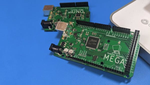 The FortyTwo Systems MEGA, a SAM C21N-Based Arduino Mega Successor, Lands with Its Arduino Core ...
