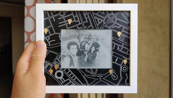 Neeraj Rane's Custom ePaper Photo Frame Turns a PCB Frame Into an ...