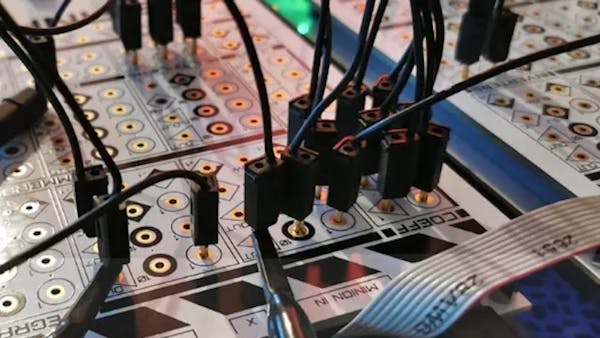 An Analog Computer For Non Digital Computational Paradigm