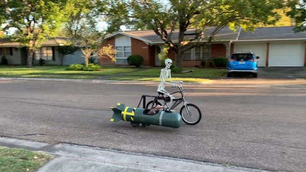 Bike-Riding Skeleton Is this Year’s Best Halloween Prop - Hackster.io