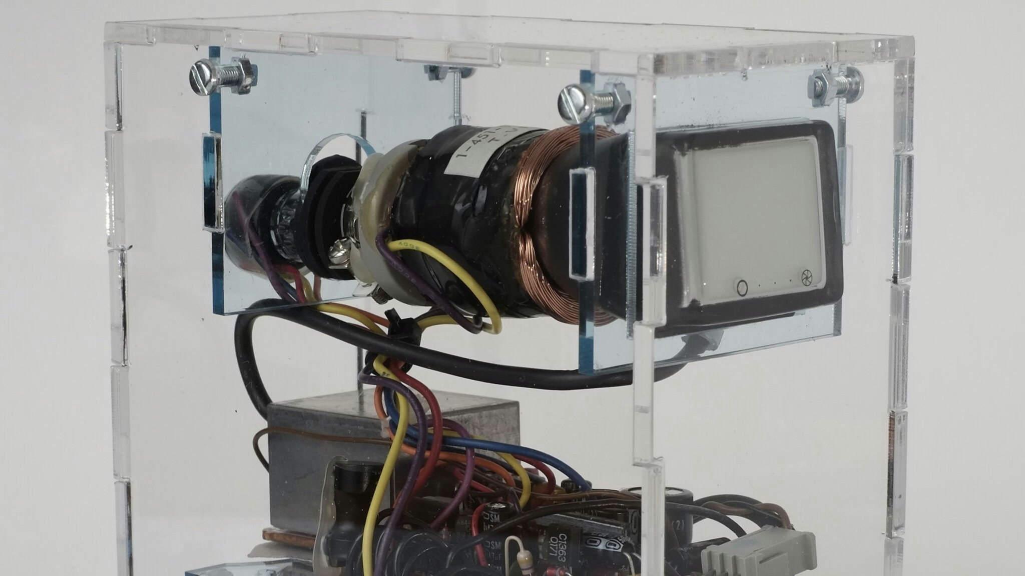 Cathode Ray Tube Desktop Monitors