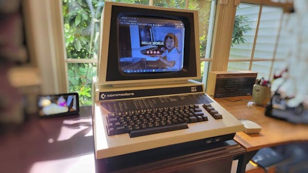 Dave Luna's Stealth-Build Turns an Unusual Commodore PET 64 Into a USB Terminal Dock - Hackster.io
