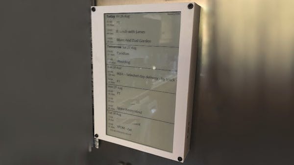 Paul Busby's Compact Magnetic ePaper Calendar Schedules Power-On to ...