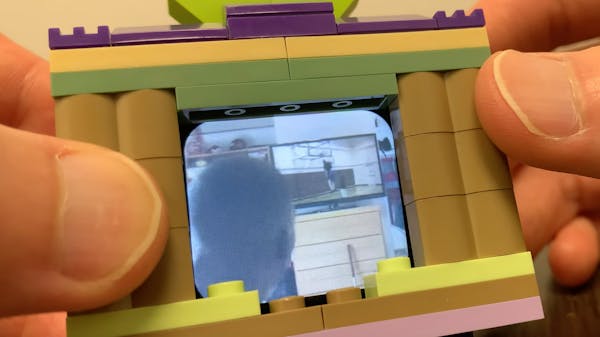 Mini LEGO TV - Hackster.io