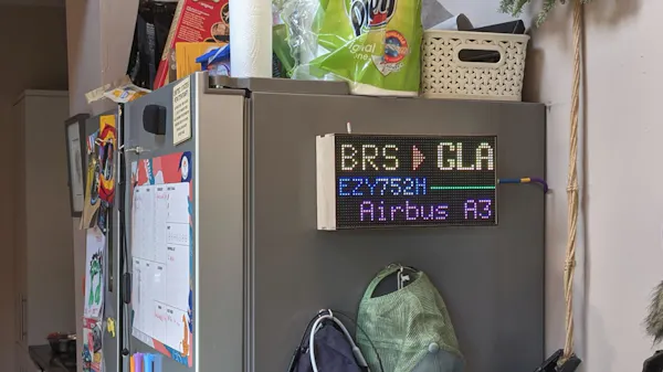 Colin Waddell's Chunky Fridge Magnet Is a Live Display of Overhead ...