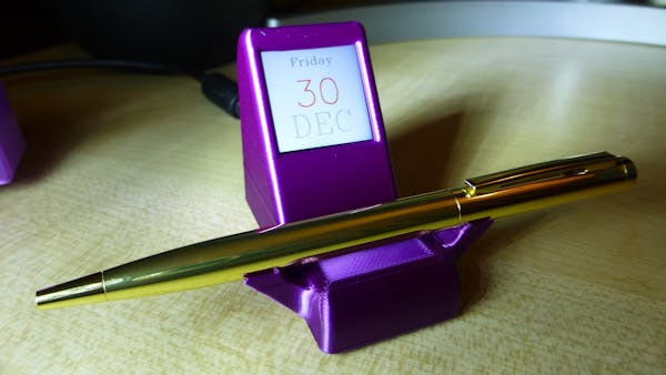 A Raspberry Pi Pico Pen Holder and Calendar for Your Desk - Hackster.io