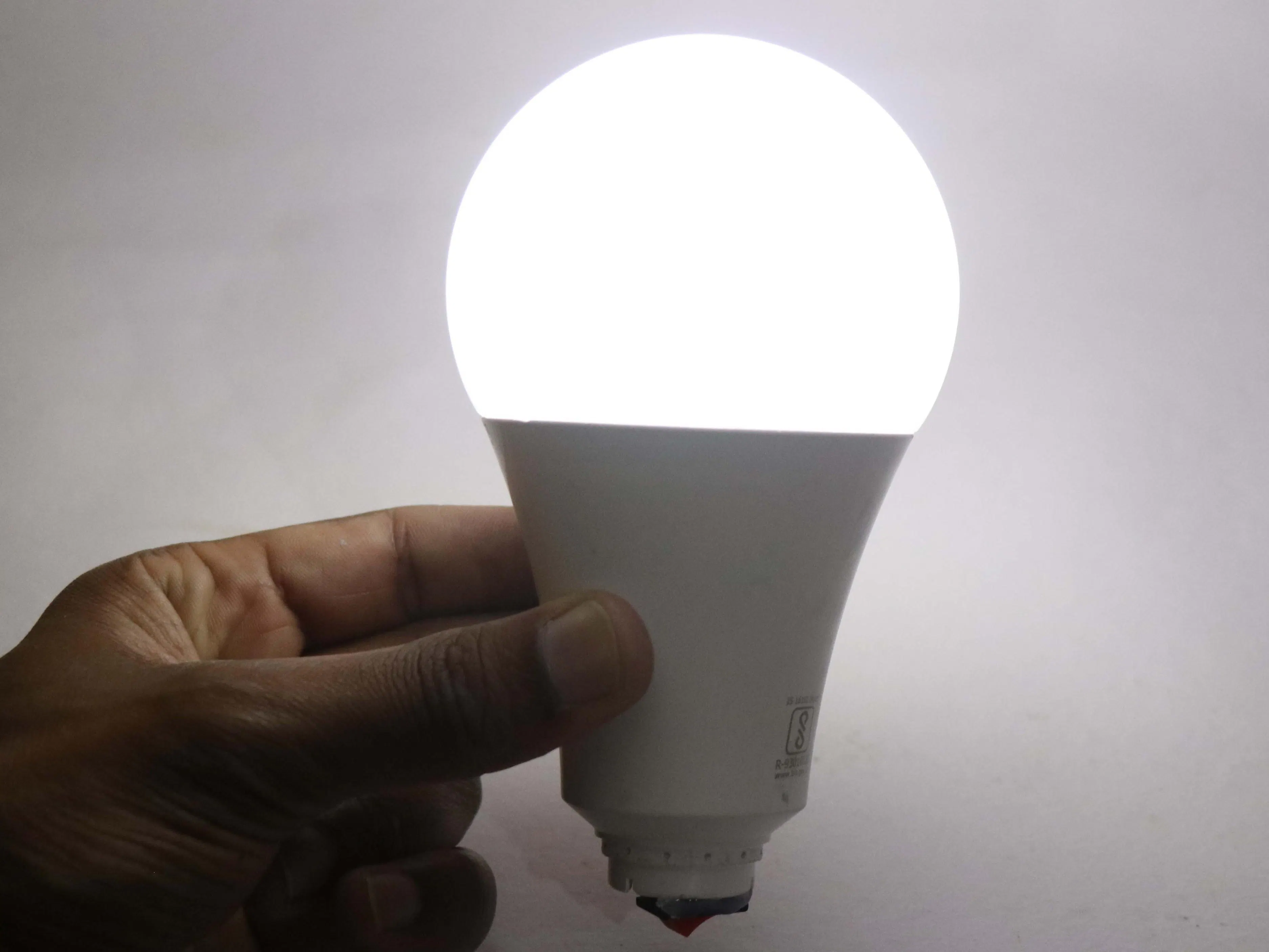 Giving LED Bulbs a Second Chance - Hackster.io