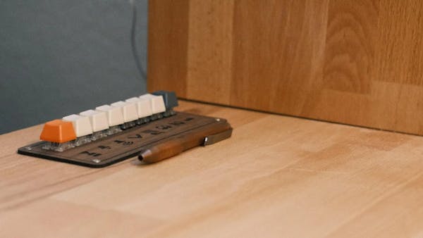 This Laser-Cut Raspberry Pi Media Control System Offers Simple Yet ...