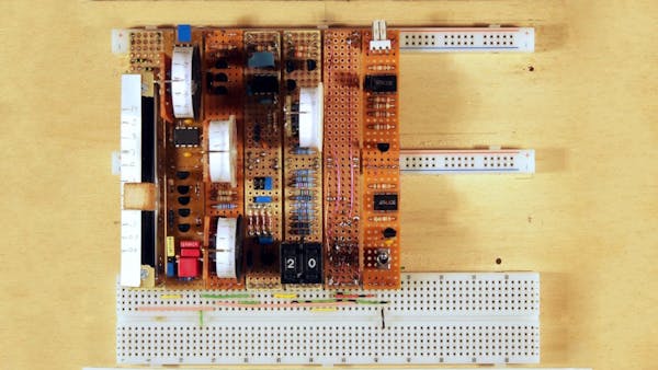 Rainer Glaschick's Modular Analog Computer Aims to Bring Back Classic Computing for All ...