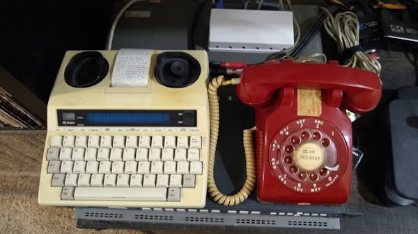 Dialup.world Is a Four-Modem Dial-Up ISP with WebTV Support, Built From ...