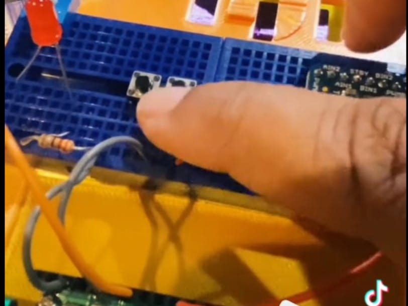 Lily∞Bot with Raspberry Pico W: Using button to control LED - Hackster.io Lily∞Bot with Raspberry Pico W: Using button to control LED - Hackster.io
