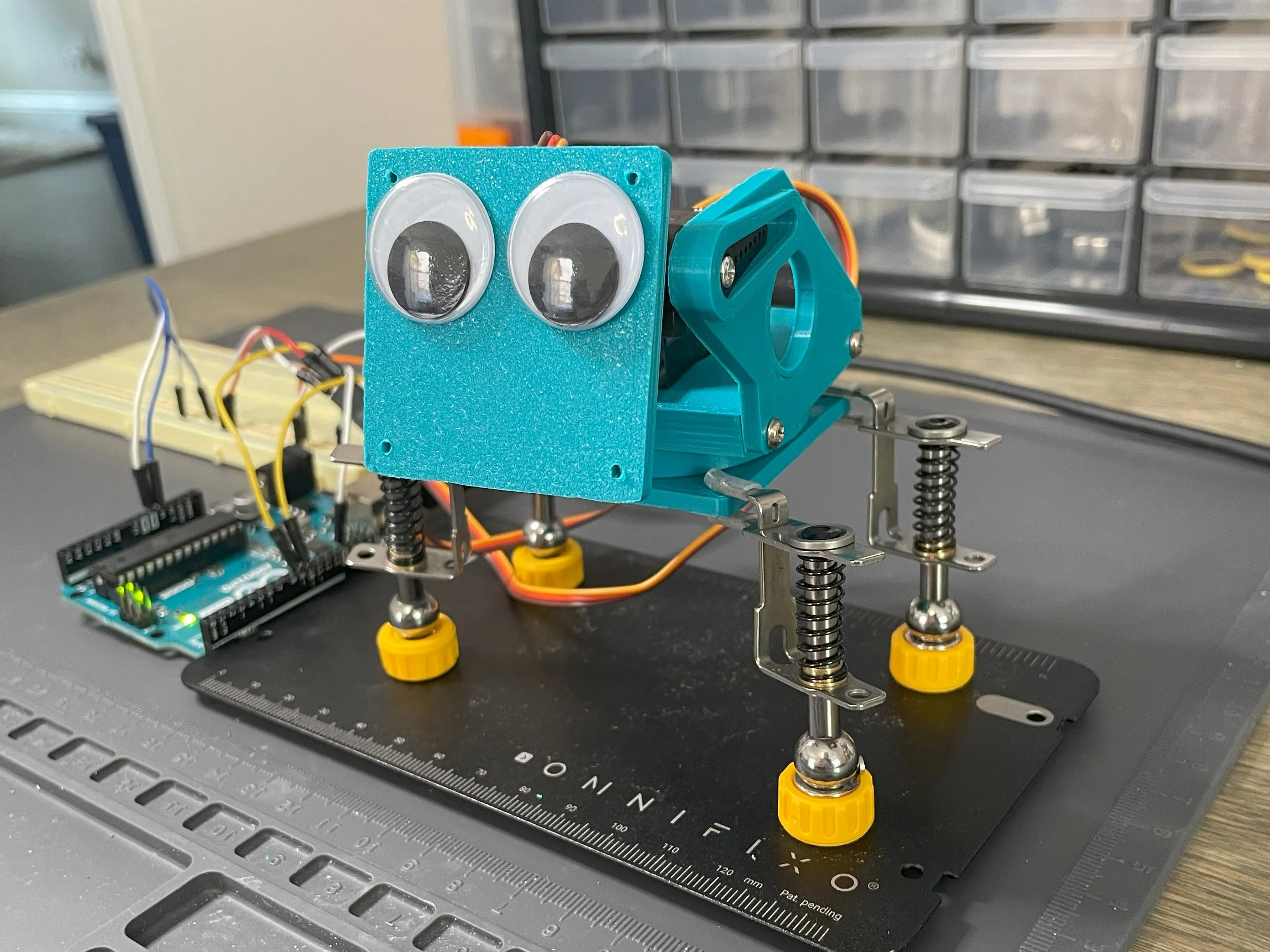Pan & Tilt Assembly for MG90S Servos - Hackster.io