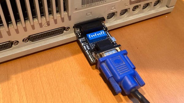 Steve Chamberlin's VGA Mac Sync-inator Gets Vintage Apple Hardware ...
