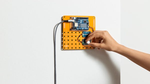 Arduino's Plug and Make Kit Offers an Easy Introduction to the Internet of Things - Hackster.io