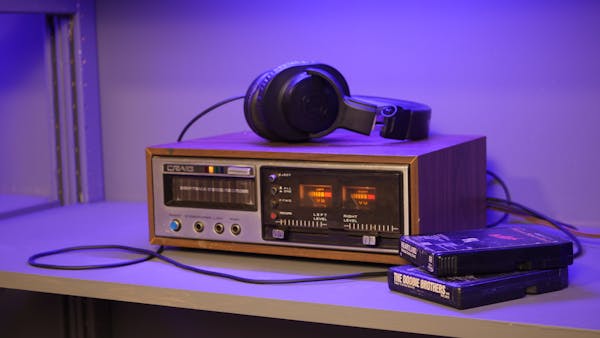 8-Track’s Weird Quirk That Makes Interactive Gaming Possible - Hackster.io