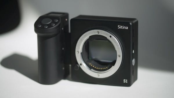 Wenting Zhang's Sitina 1 Is a Fully Open Source FPGA-Powered Full-Frame Mirrorless Digital ...