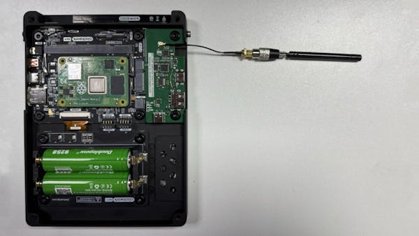 Deng Dazhong's RTL-SDR Expansion Board Brings Software-Defined Radio to Clockwork Pi's uConsole ...