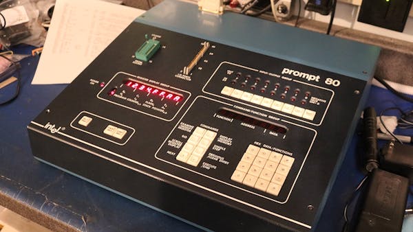 Dr. Scott M. Baker Brings a Vintage Intel Prompt 80 Back to Life — and ...