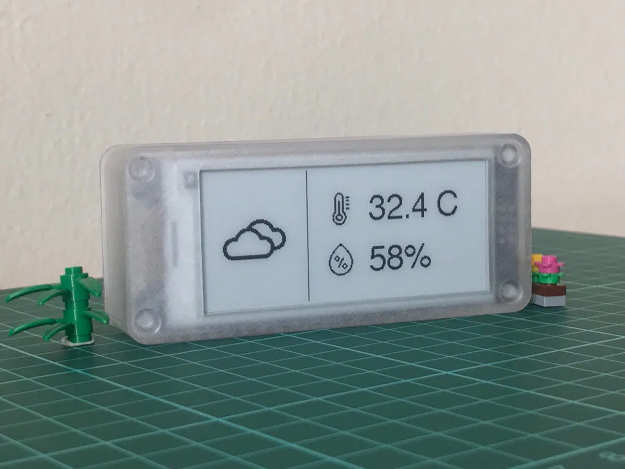 WeatherPaper - Hackster.io