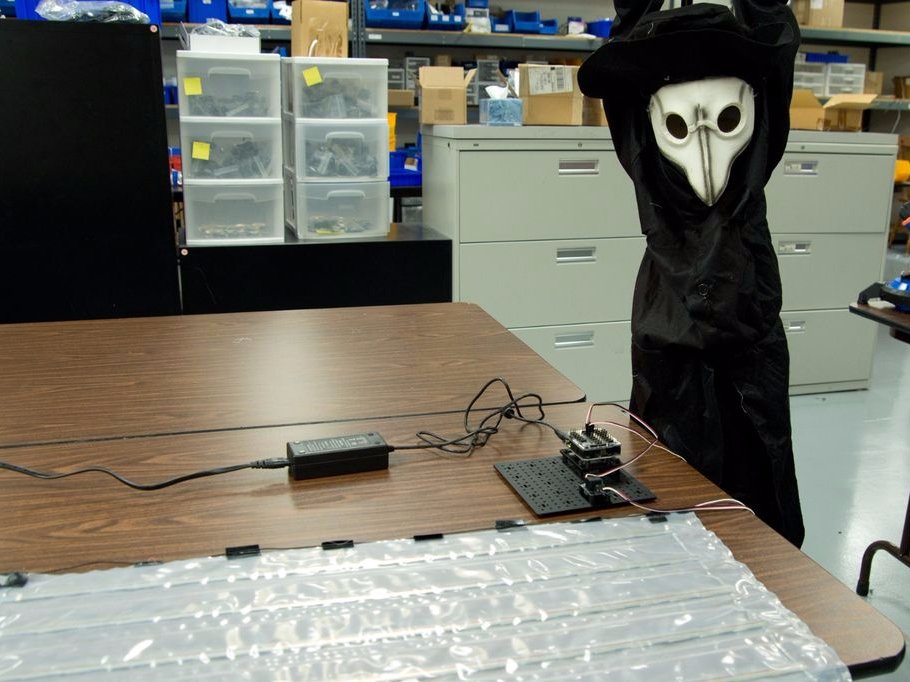 Halloween Decoration with Arduino and Floor Mat Switch! - Hackster.io