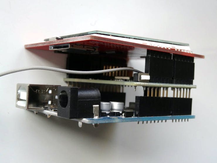 Gps Location Display With Gps And Tft Display Shields