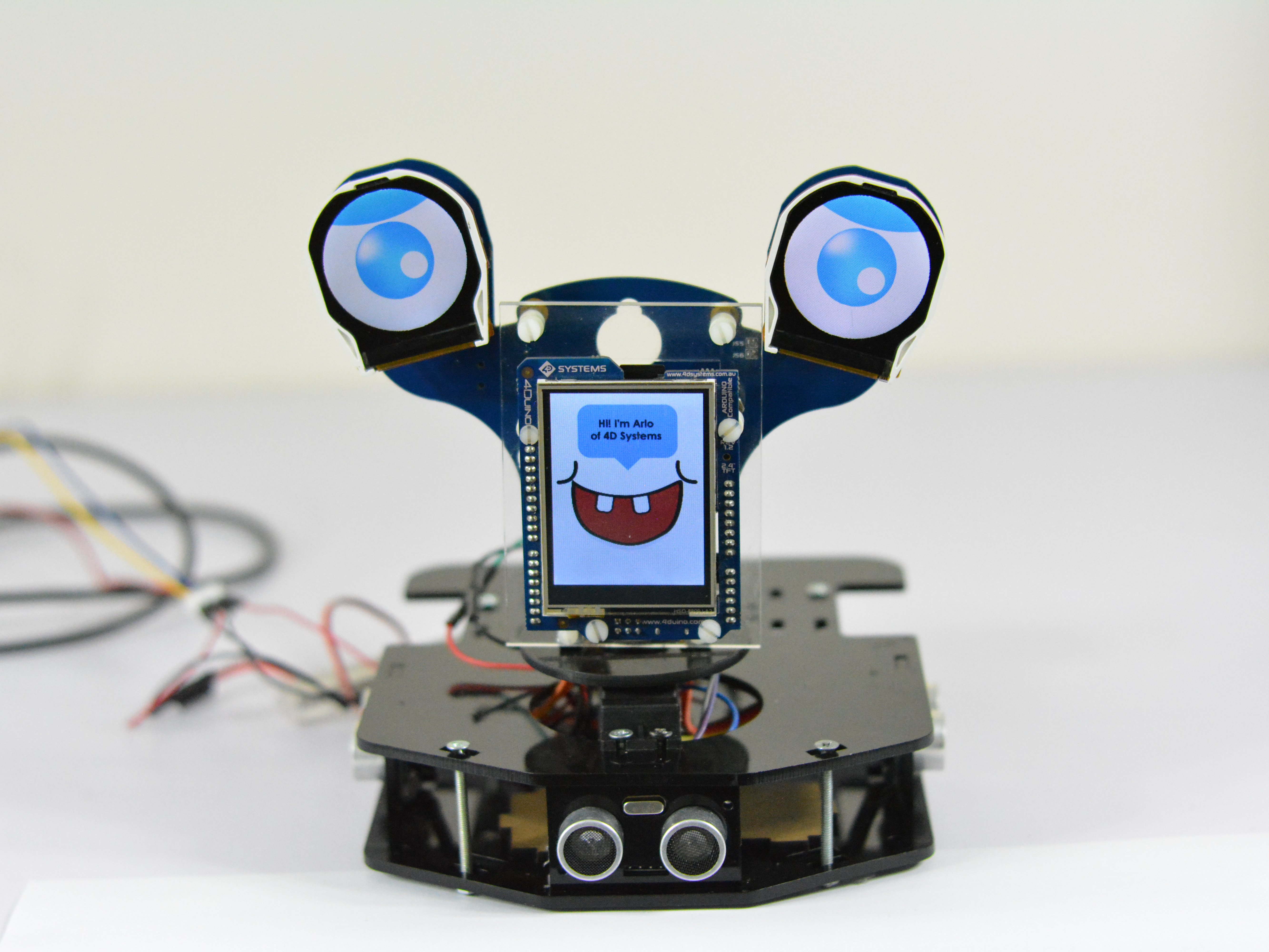 Arlo: Motion Sensing Robot featuring 4Duino-24 and uLCD - Hackster.io