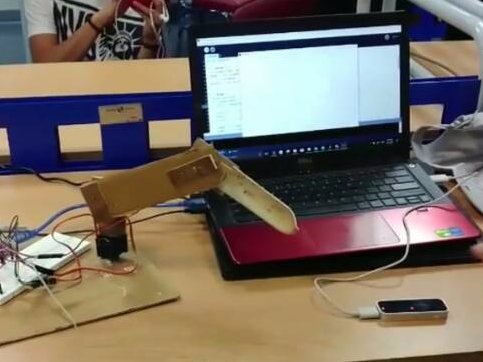 Robot Arm with Leap Motion - Hackster.io