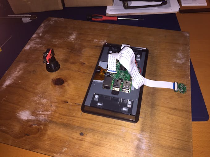 Photo Booth powered by a Raspberry PI - Hackster.io