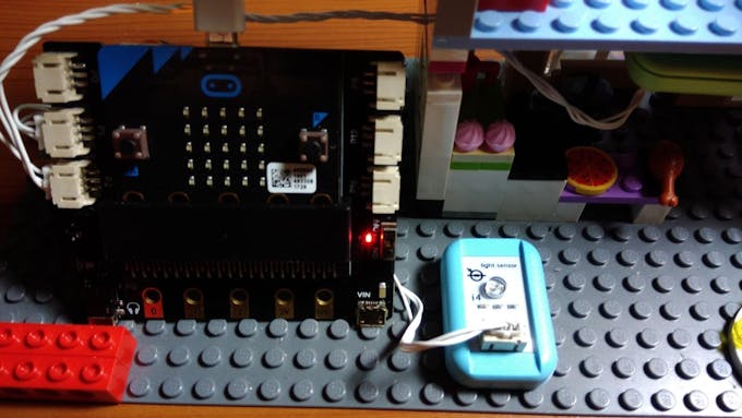 Micro:bit Smart Home - light, fan and alarm system. - Hackster.io