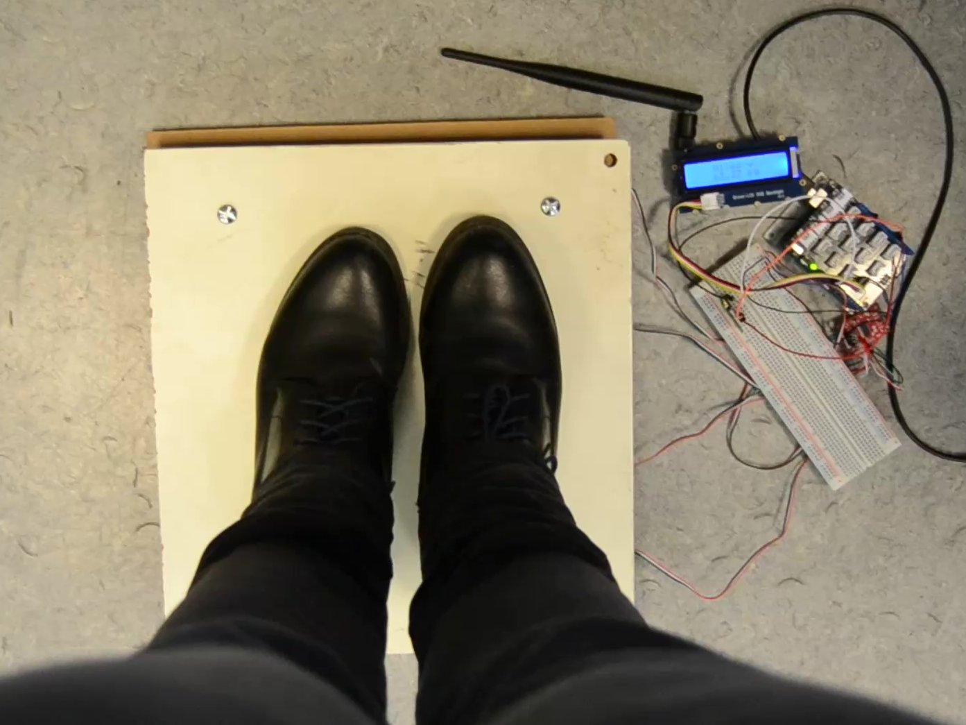 Connected Weight Scale Using Sigfox - Hackster.io