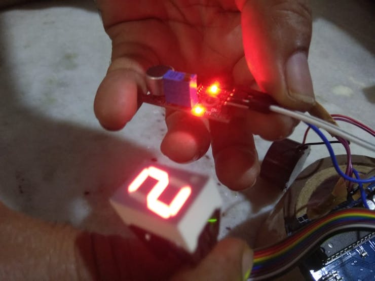 Arduino-Based Pressure Cooker Whistle Indicator - Hackster.io Arduino-Based Pressure Cooker Whistle Indicator - Hackster.io