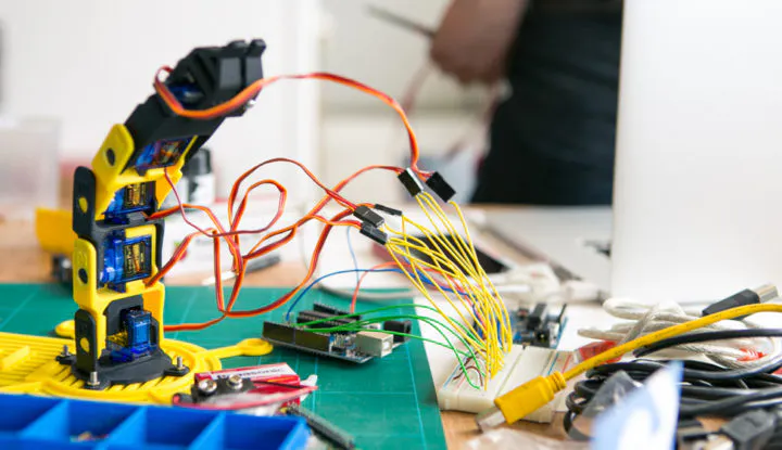 Pi Cap Robotic Operation Game - Hackster.io