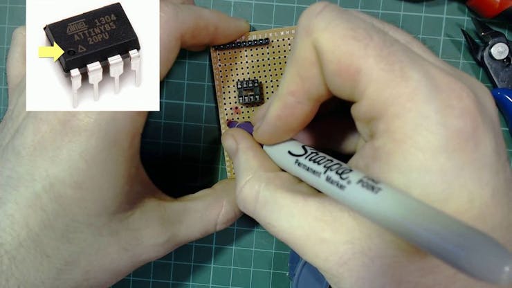 DIY ATtiny Programming Shield - Hackster.io