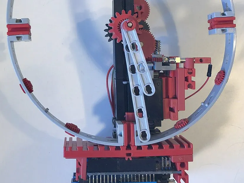 Micro Clock with Continuously Regulated DC Motor - Hackster.io