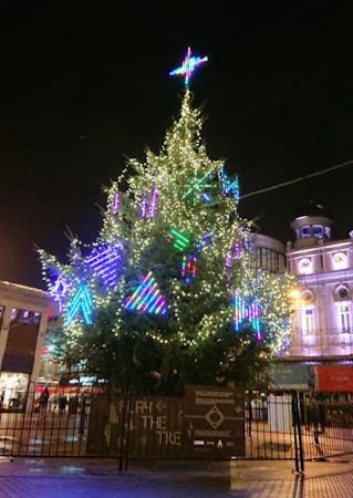 A Multi-Touch NeoPixel Christmas Tree - Hackster.io