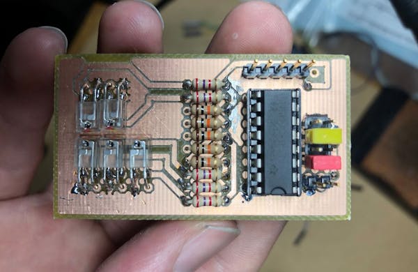 Dice Face Detector Uses Infrared Sensor Array - Hackster.io
