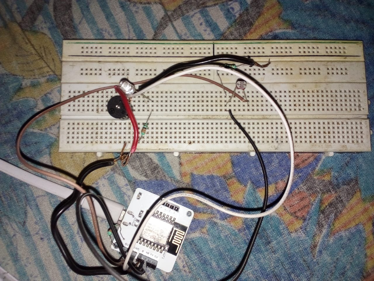 Control LED and BUZZER Using LDR - Hackster.io