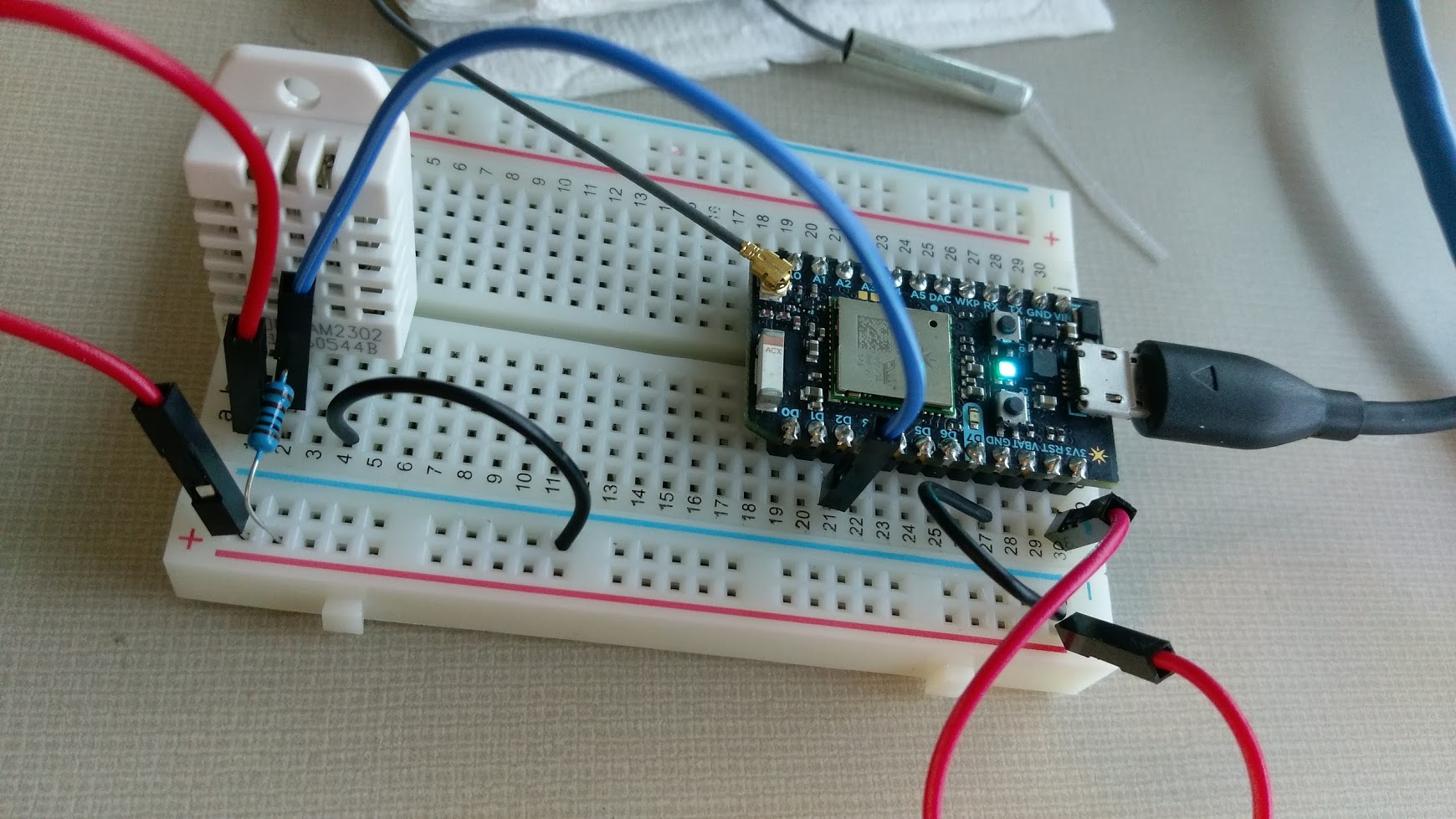 Temperature/humidity monitor with Dweet & Freeboard - Hackster.io