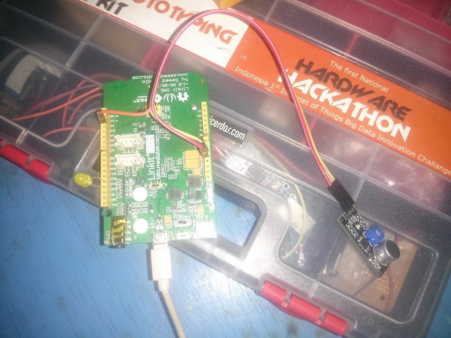 Linkit One: Blowing an LED - Hackster.io